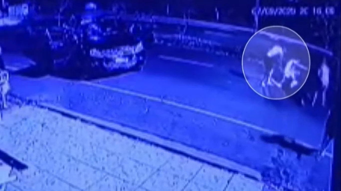 Vídeo: homem é espancado e morto a tiros após discussão familiar