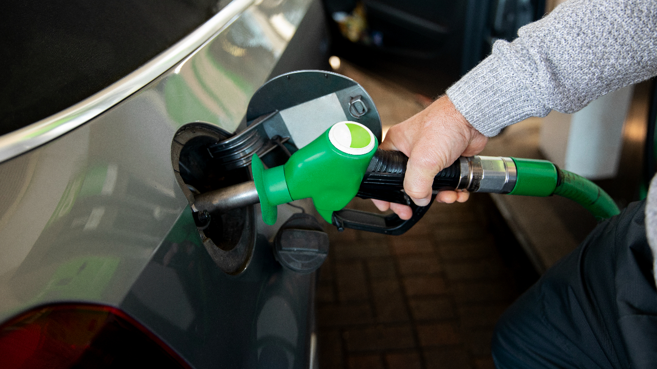 Vai faltar gasolina? Buscas pelo termo disparam e indicam temor de ...